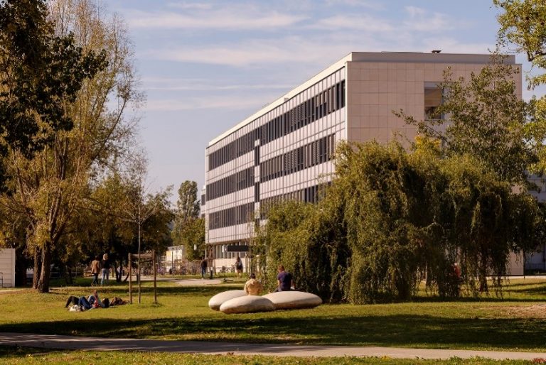 Institut National des Sciences Appliquées de Lyon (INSA-L) - Aufrande